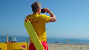 How to Stay Safe When Swimming in the Sea